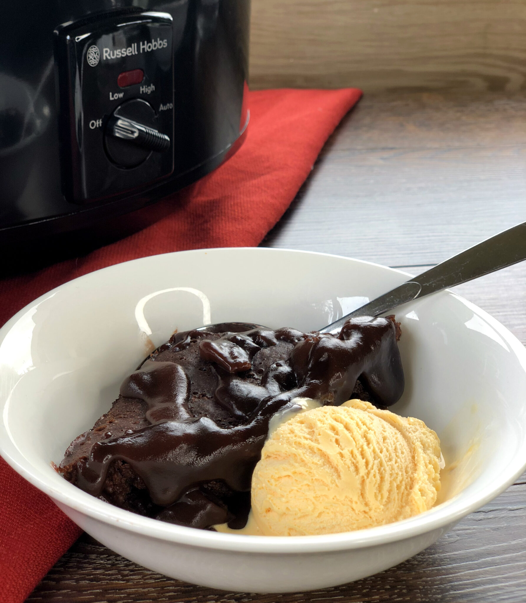 Slow Cooker Chocolate Self-Saucing Pudding | Just Slow Cooker Recipes